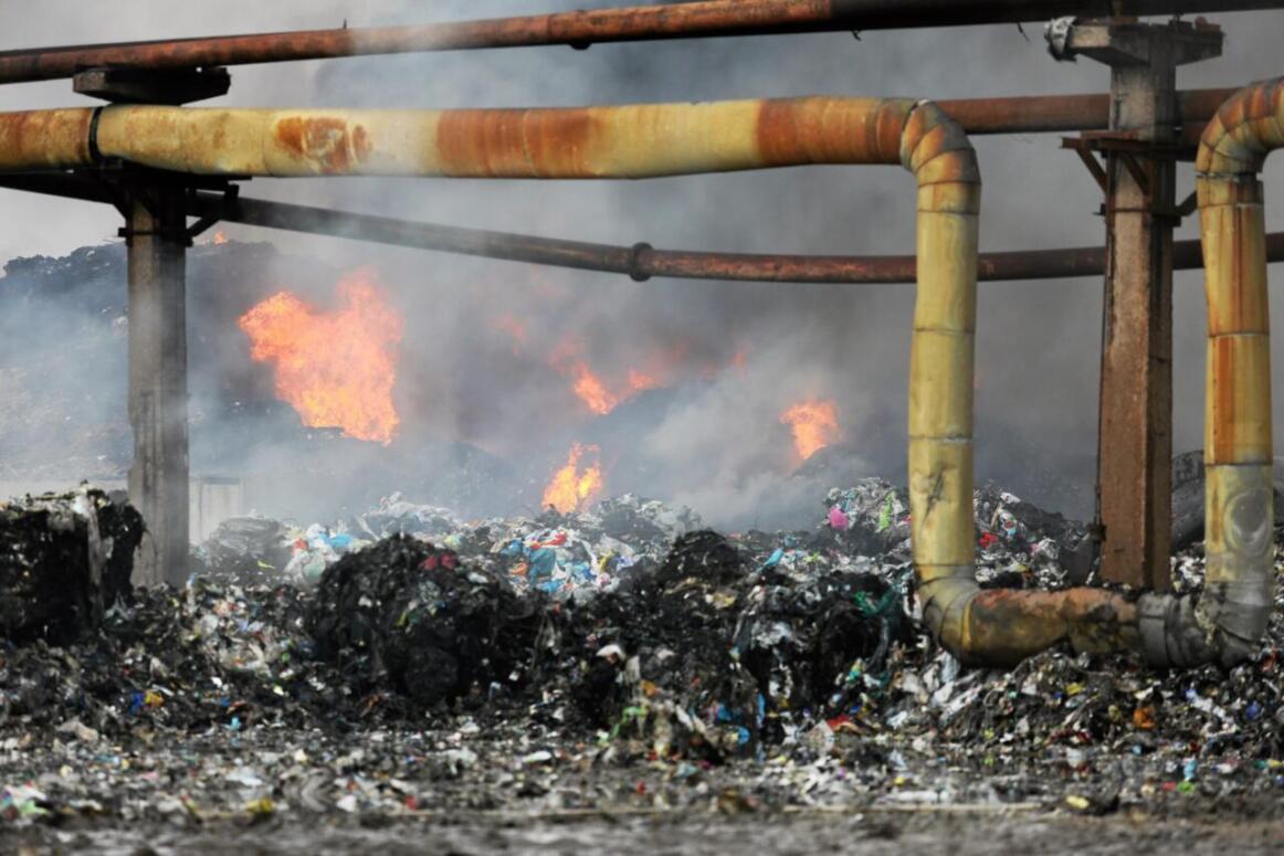 Trafic de déchets toxiques : ce commerce lucratif aux mains de la mafia ...