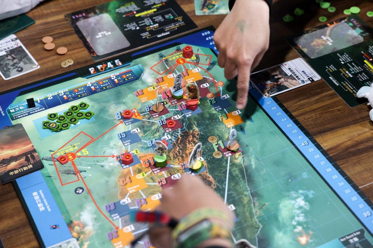 "2045": le jeu de société qui simule une invasion chinoise de Taïwan ...