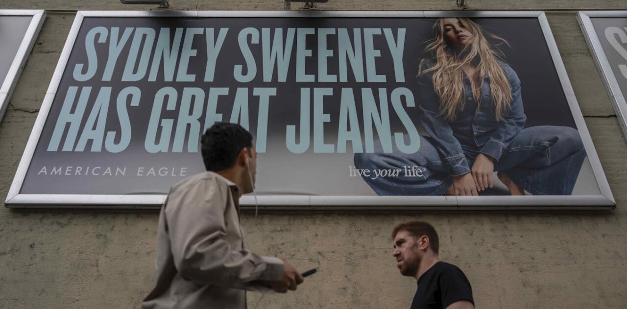 Sydney Sweeney, American Eagle et le retour à une féminité ...