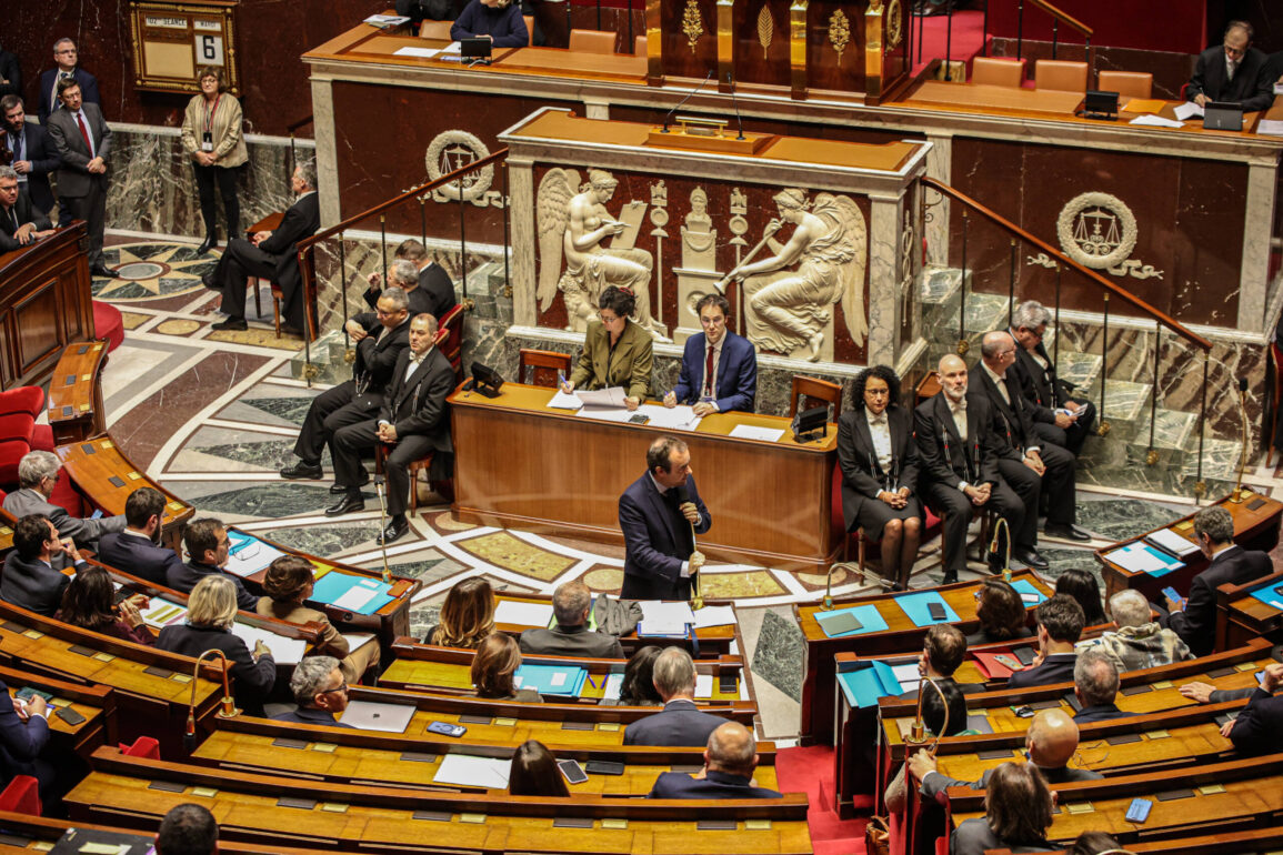 Élections législatives anticipées et municipales le même jour : le ...