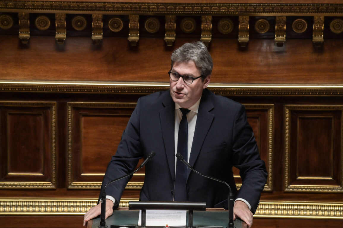 Suppression des ZFE : en colère, la droite sénatoriale rappelle à ...